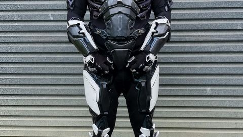 Aves Shrike Cosplay – Community Hub